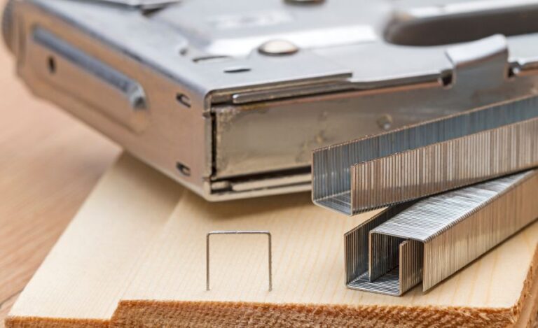 Arrow Staple Gun How To Load: Top 9 Steps & Best Guide